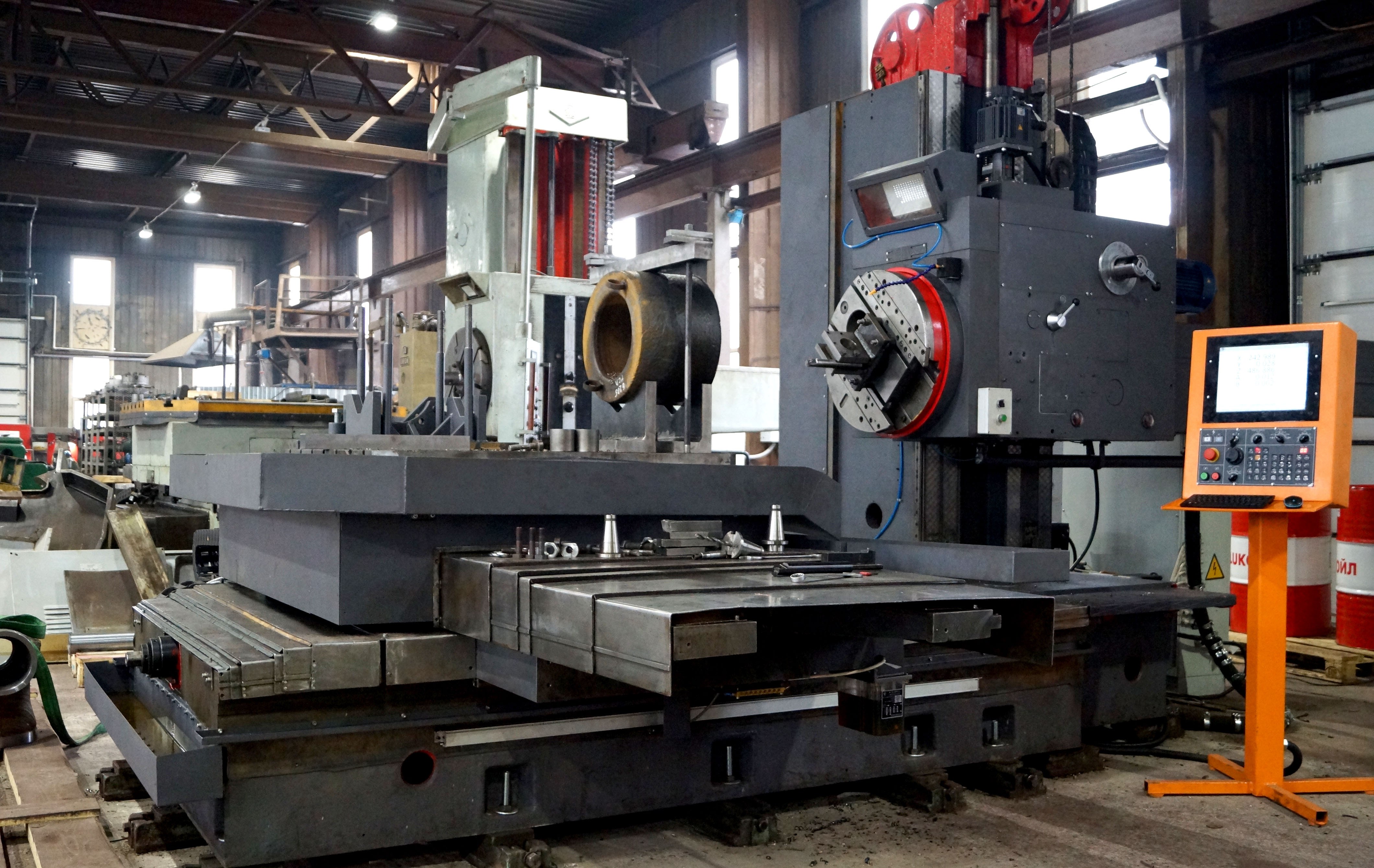 New machines installed at AMK| news of Altai Machine-building company